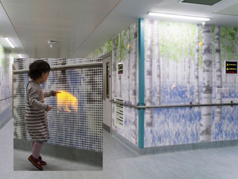 Interactive distraction artwork for children in hospital | Waag
